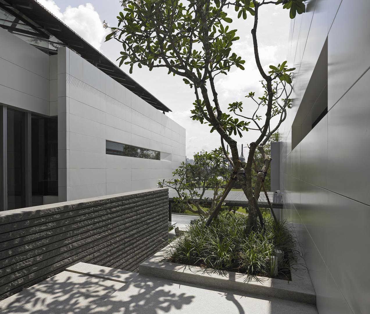 SCDA - Lakeshore View House